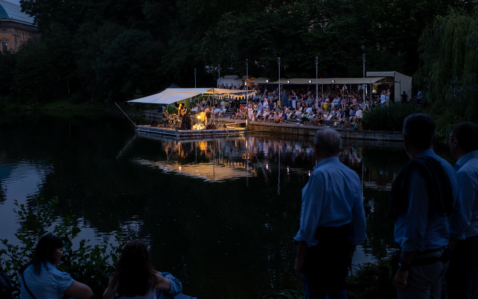 Miroca Paris | projektorat.net